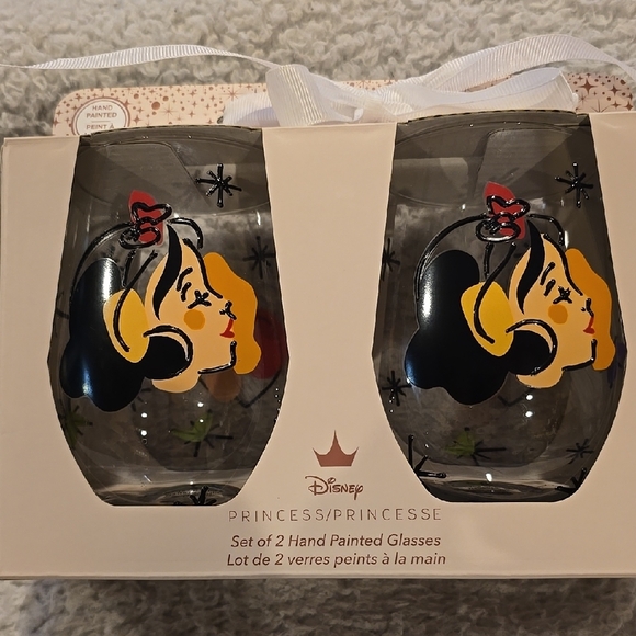 Disney | Dining | Disney Princess Hand Painted Glasses Set Snow White ...